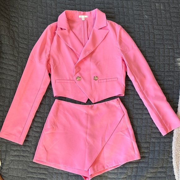 Gianni Bini | Jackets & Coats | Gianni Bini Pink Blazer And Skort Set ...